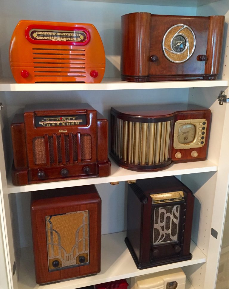 Radios Past – Page 3 – Radios from the '30's to '50's