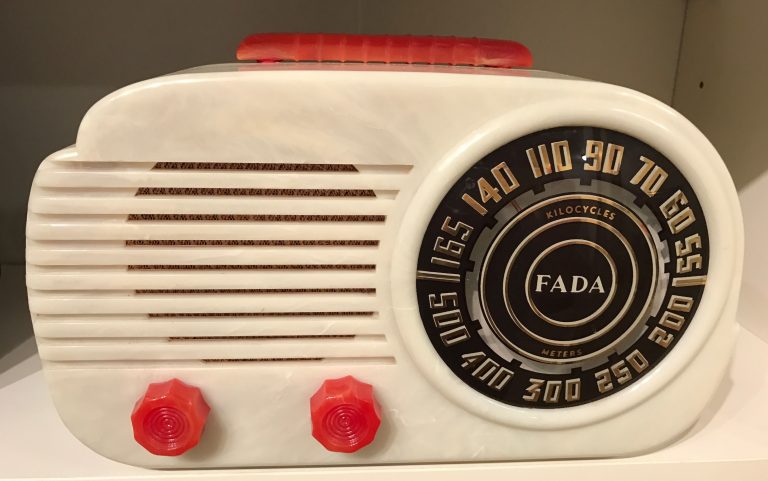 Radios Past – Page 3 – Radios from the '30's to '50's