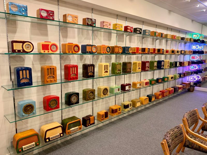 World’s Best Radio Collection? – Radios Past