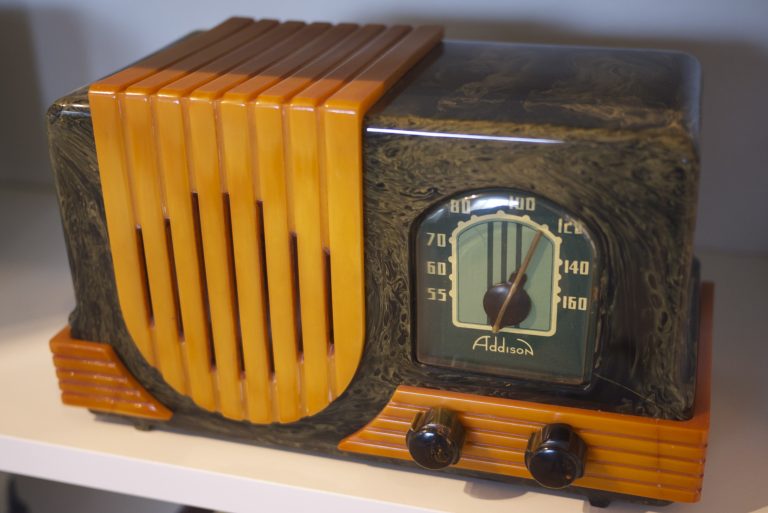 Addison Radios…Thanks Canada! – Radios Past