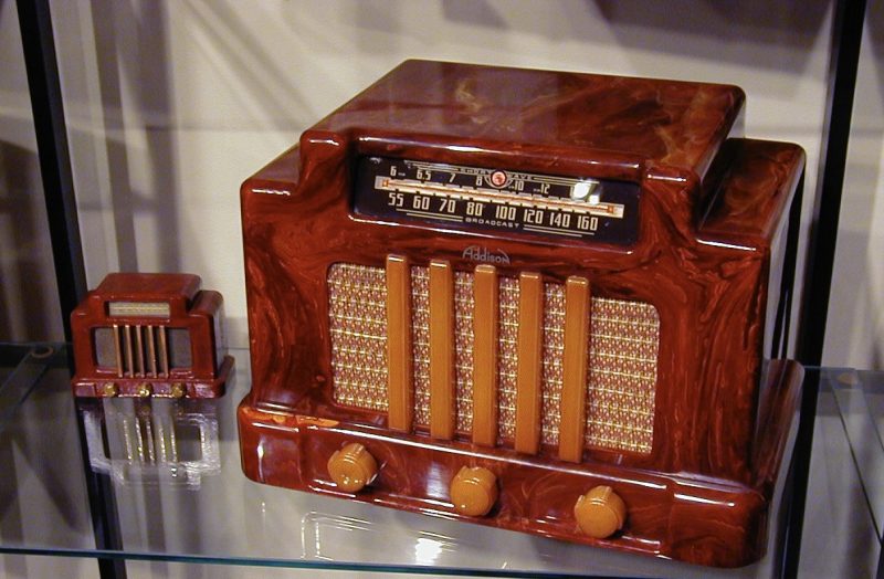 Addison Radios…Thanks Canada! – Radios Past