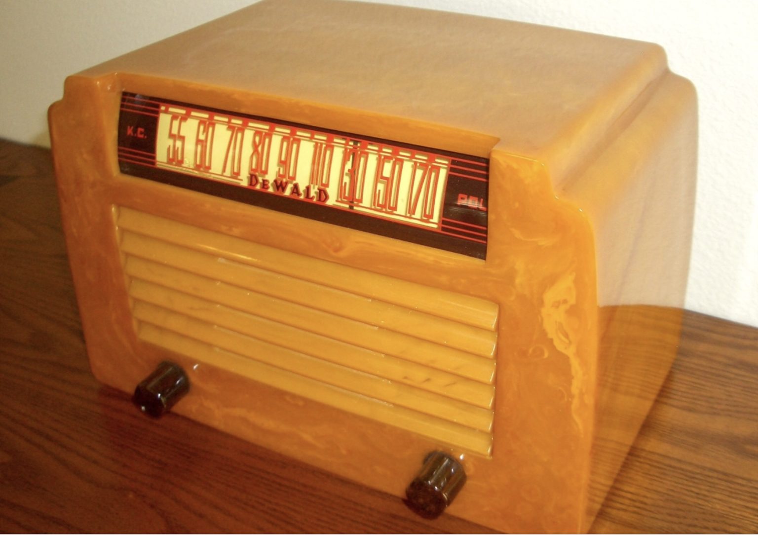 DeWald 561…The Craziest Way I Bought A Radio – Radios Past