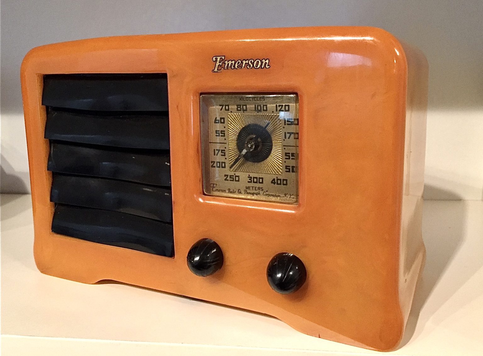 Radios Past – Radios from the '30's to '50's