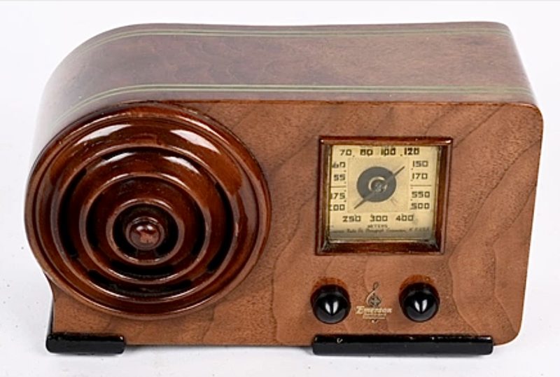 Radios Past – Radios from the '30's to '50's